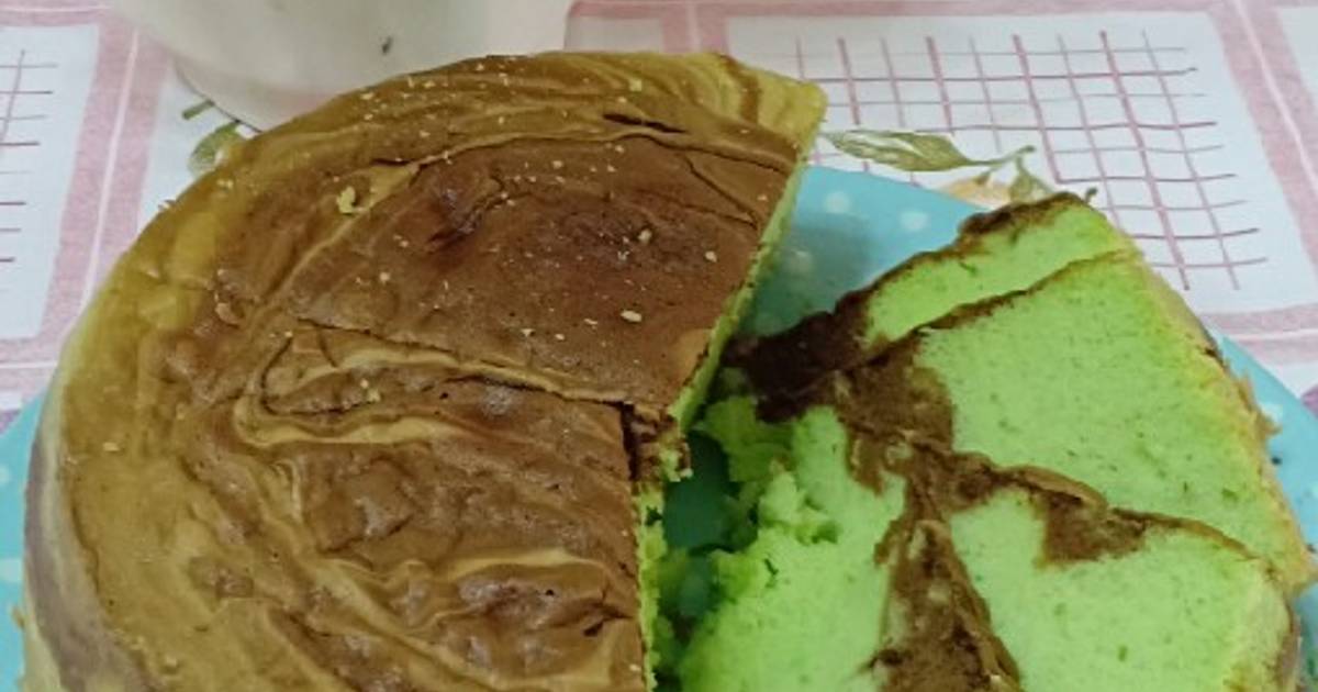 Resep Bolu Pandan Marmer oleh Ria Reza Tjekyan - Cookpad