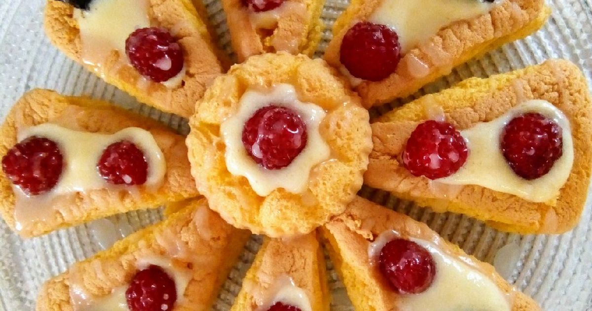 Vaníliás, Krémmel Töltött Piskóta Tortaszeletek | Zsuzsanna Pintérné ...
