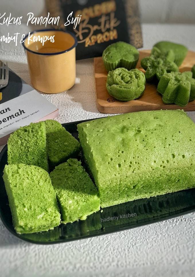 Resep Bolu Kukus Pandan Suji Lembut & Kempus oleh Hadleny Kitchen - Cookpad