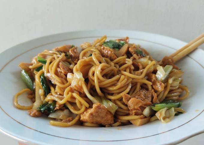 Resep Mie Goreng Chinese food Home made oleh Bibang Alfarez - Cookpad