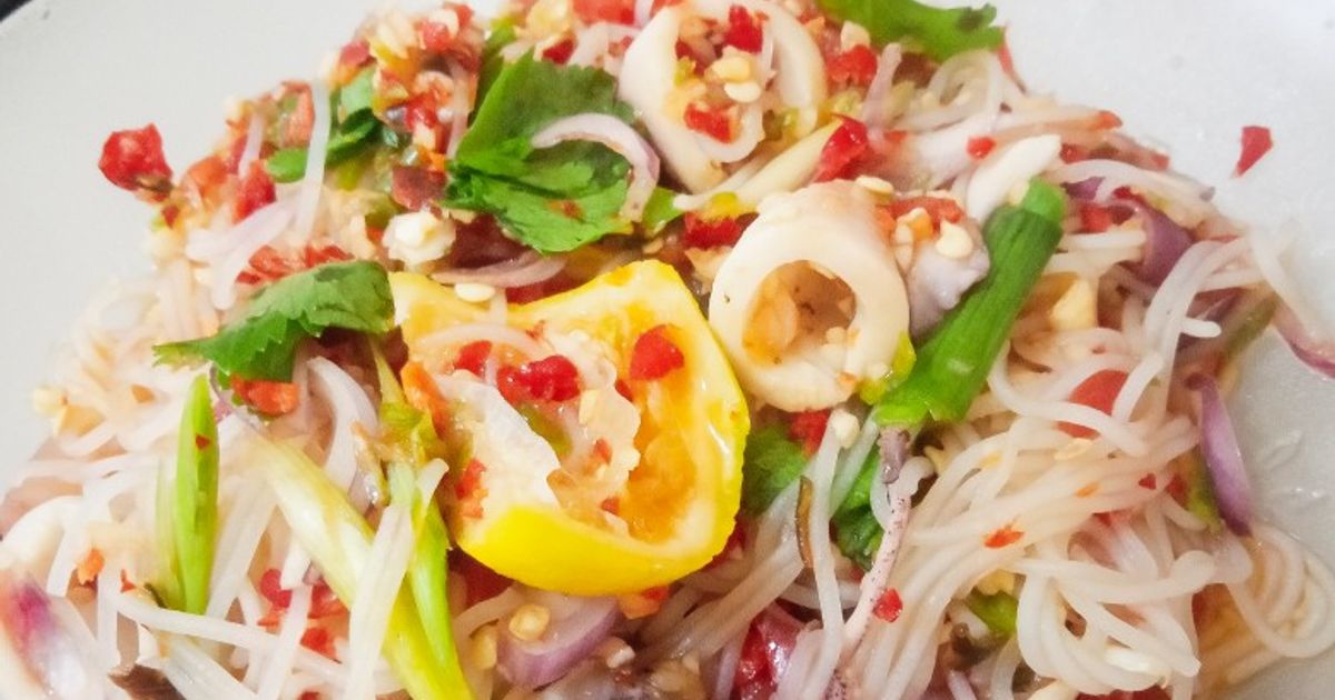 Resep Spicy Seafood Salad oleh Adinda Febri Utami - Cookpad