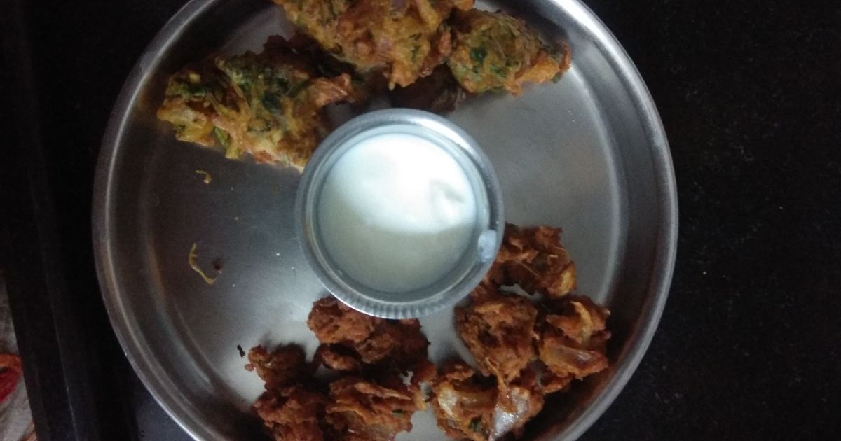 Palak Pokara Recipe by Aishwarya Kitchen A - Cookpad