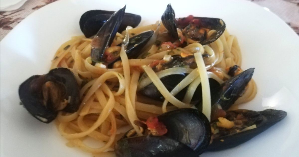 Ricetta Linguine Con Cozze, Pomodorini Freschi E Zafferano di Fabio Del ...