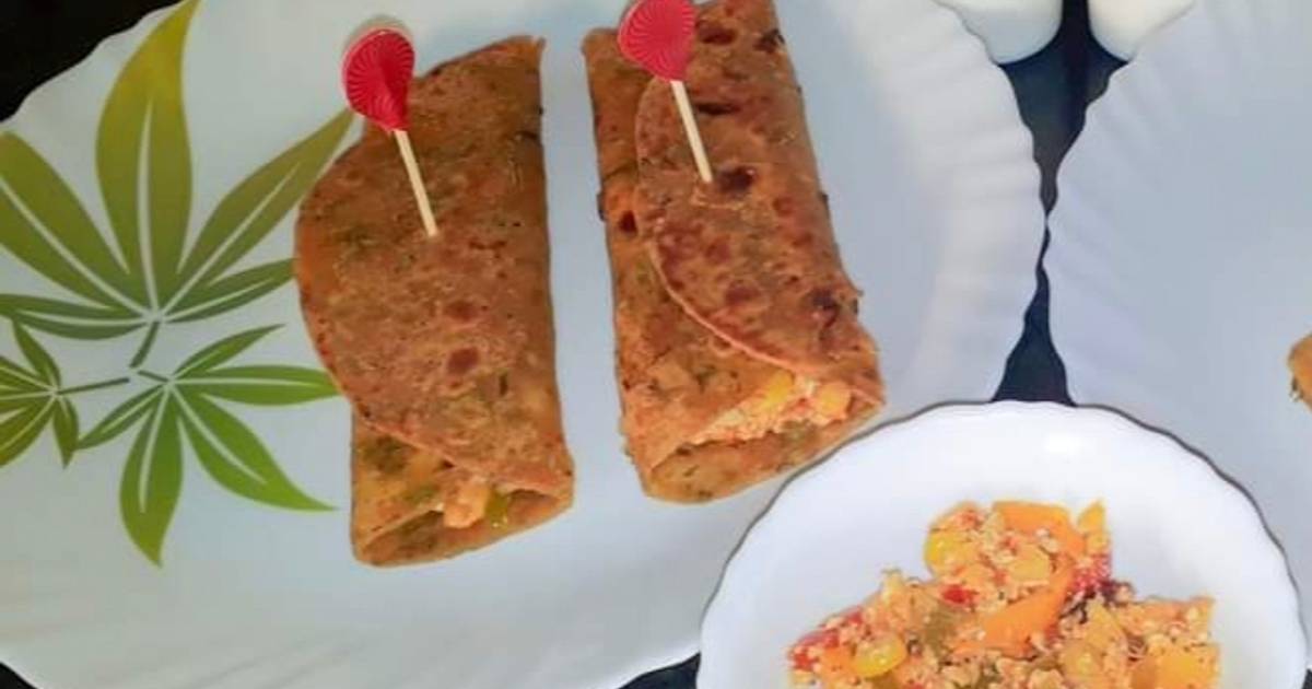 Stuffed Thepla Rolls Recipe by DrKhushboo Bansal - Cookpad