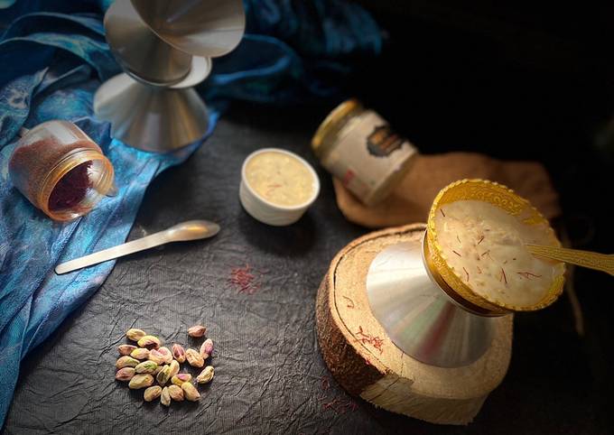 Kesar pista ice cream Recipe by Cake for all occassions - Cookpad