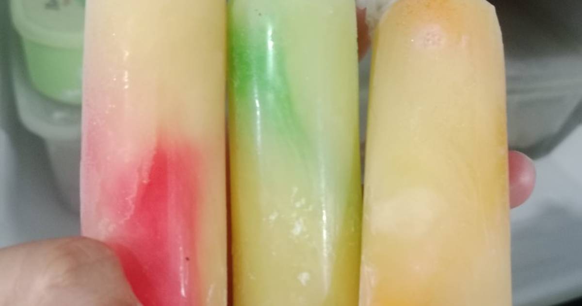 Resep Es Lilin Gradasi oleh Erfin Nur Rohma Khakim - Cookpad