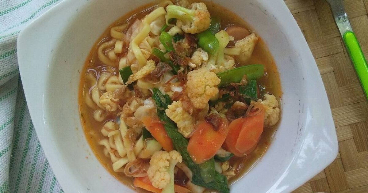 Resep Mie Kuah Capcay #Pr Recookmasakanberkuah oleh Mariana Chika - Cookpad