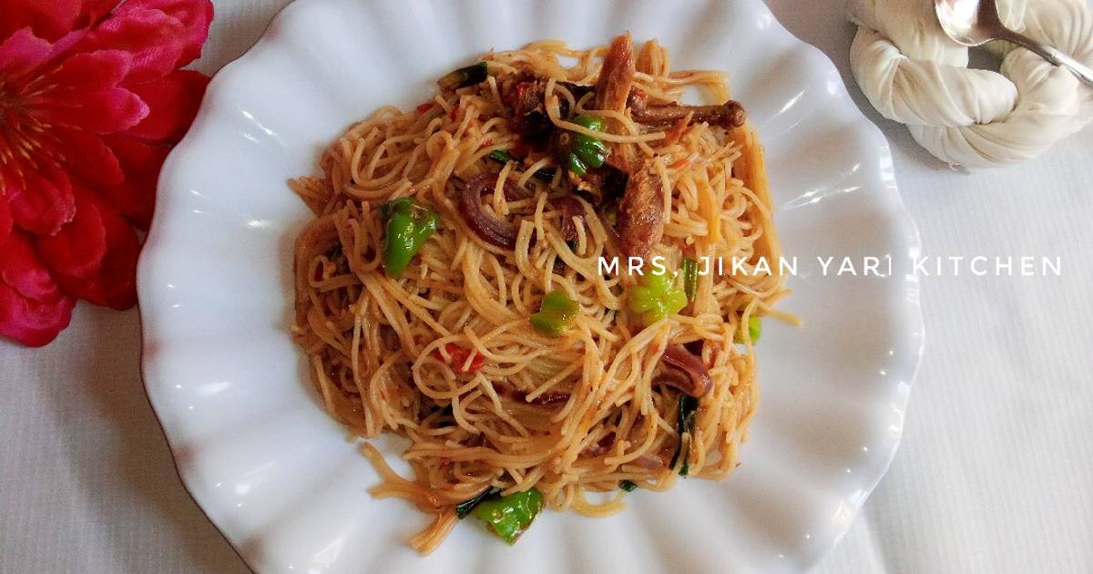 Fried superghetti girki daga Mrs, Jikan Yari Kitchen - Cookpad