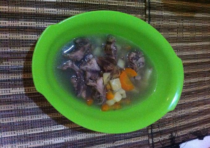 Resep Sop Tulang Rempah Ala Nanda-Nda oleh Nanda-Nda - Cookpad