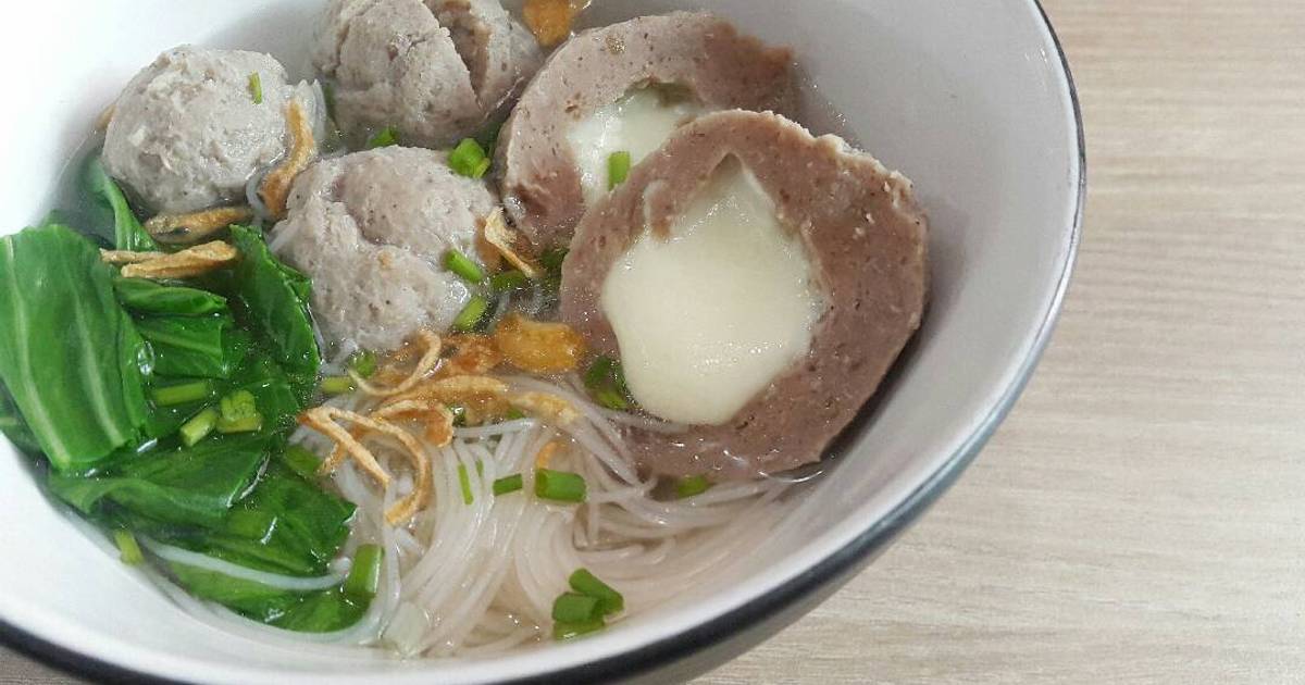 Resep Bakso Daging (Homemade) oleh Kezzie Ali - Cookpad