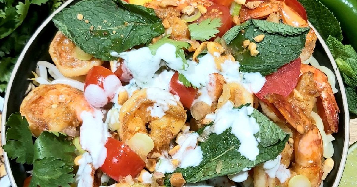 🥗Salade Thaï Aux Crevettes/Ananas de Kim_Cooking - Cookpad