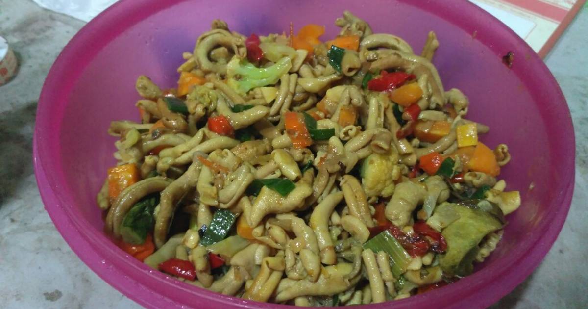 Resep Oseng usus ayam pedes Mama Edsel oleh titik wijarwanti👯 - Cookpad