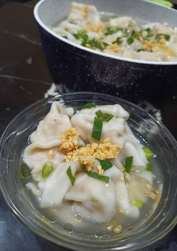 Resep Pangsit rebus atau wonton soup oleh Kaivan Mom - Cookpad