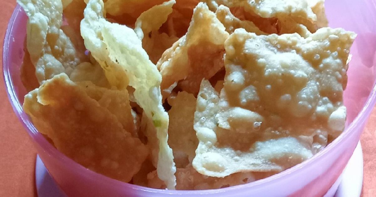 Resep Kulit Pangsit Goreng Home Made oleh Shindy Aja - Cookpad
