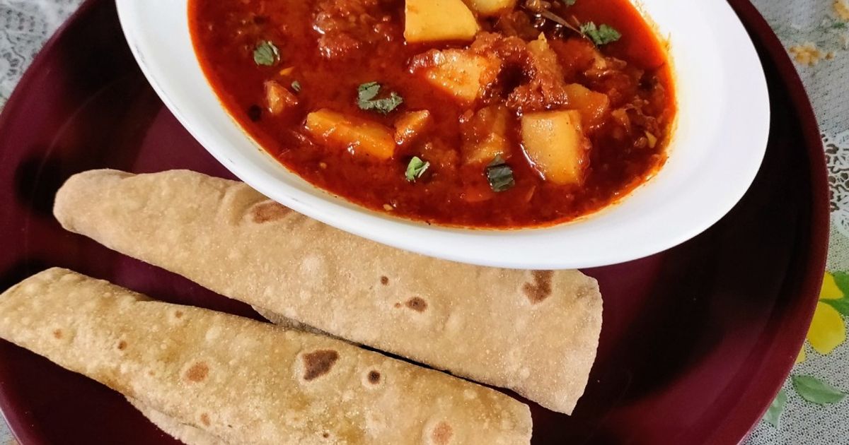 Potato/Aloo Curry Recipe by Dr.Madhumita Mishra - Cookpad