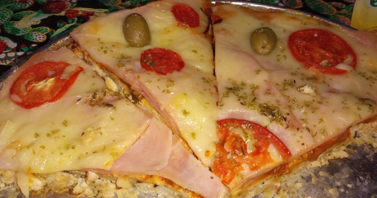 Pizza de pollo (masa a base de pollo, huevos y avena) Receta de erica ...