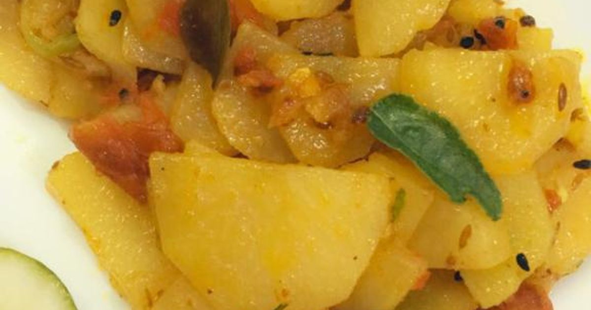Spicy Allu Fry Recipe by Areeba Masroor - Cookpad