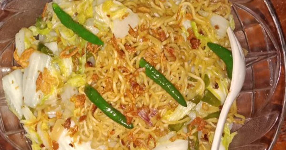 Resep Bakmi goreng mantab oleh suwarti - Cookpad