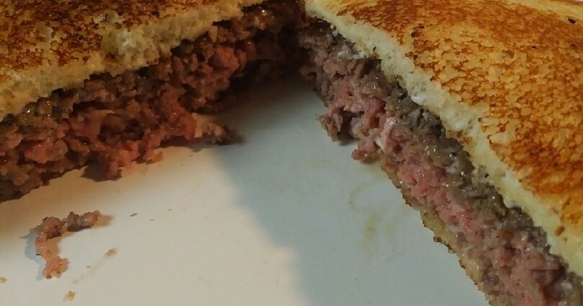 Peppered Pink Salt Burger Recipe By Skunkmonkey101