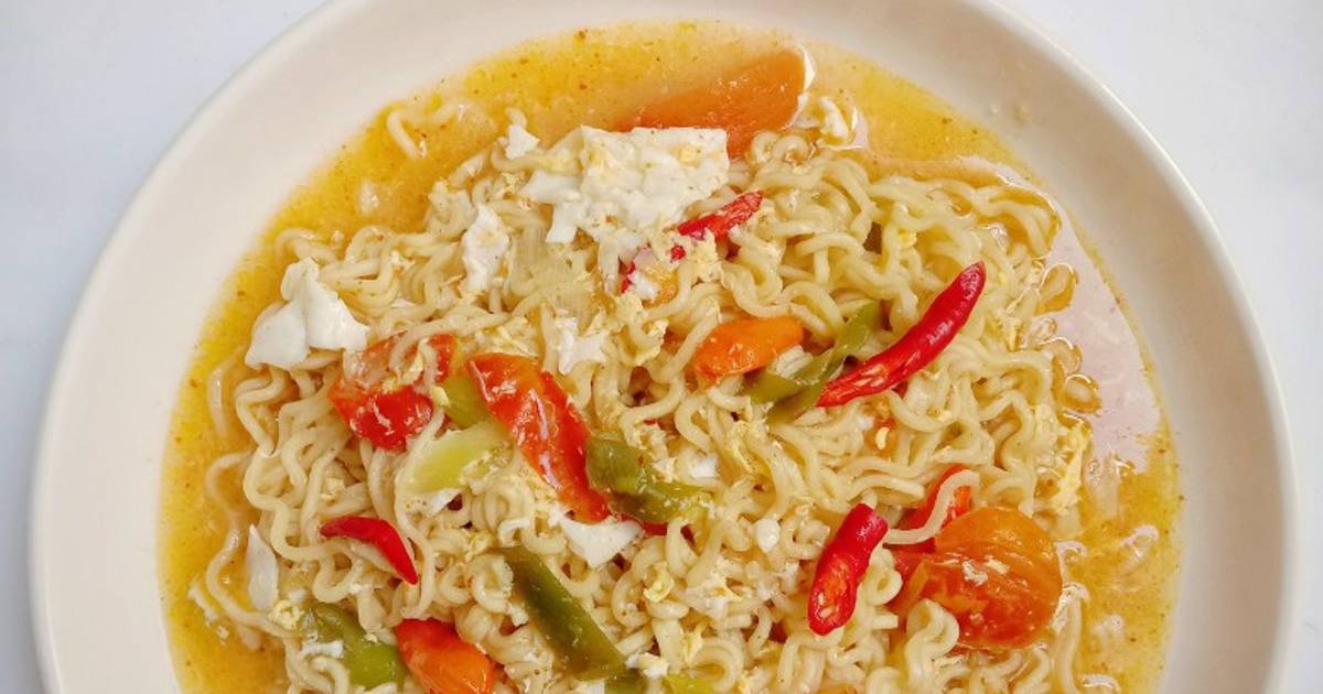 Resep Mie Rebus Telur oleh Adelia Firdaus - Cookpad