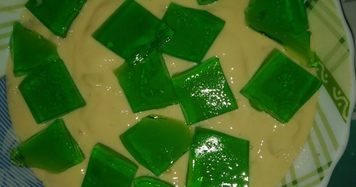 Jelly Fruit Custard Recipe by Fatima Mehmood Mughal - Cookpad