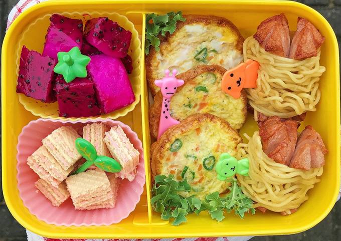 Resep Sosis Gulung Mie oleh Julia Selinda - Cookpad