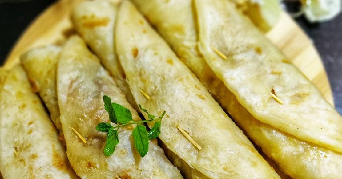 Chicken Fajita Roll Paratha 😋 Recipe by Bushra Mazhar - Cookpad
