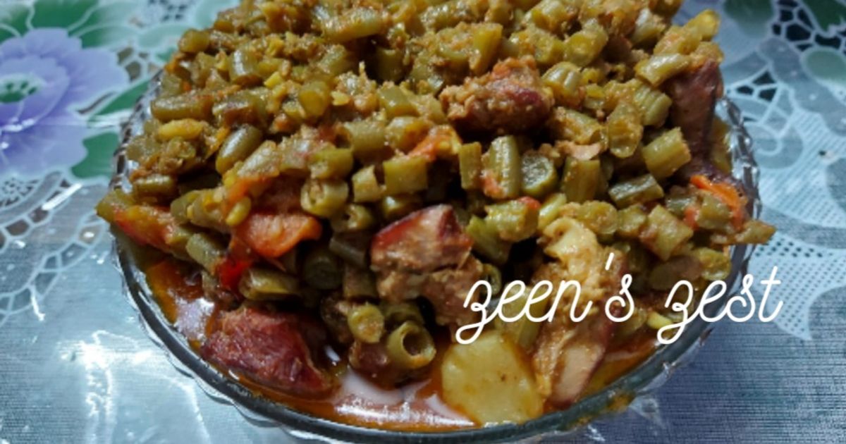 Hyderabadi Binis Ki Phalli Aloo Gosht Recipe by ZMA - Cookpad