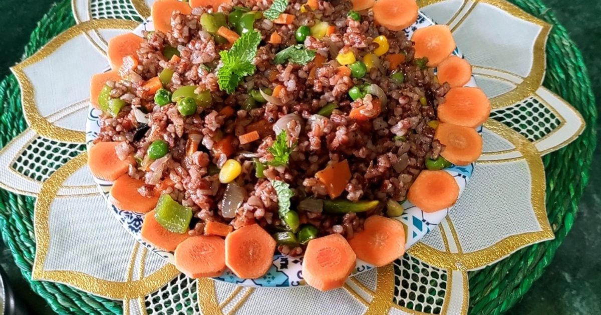 Red Rice Pulao Recipe by Dr.Madhumita Mishra - Cookpad
