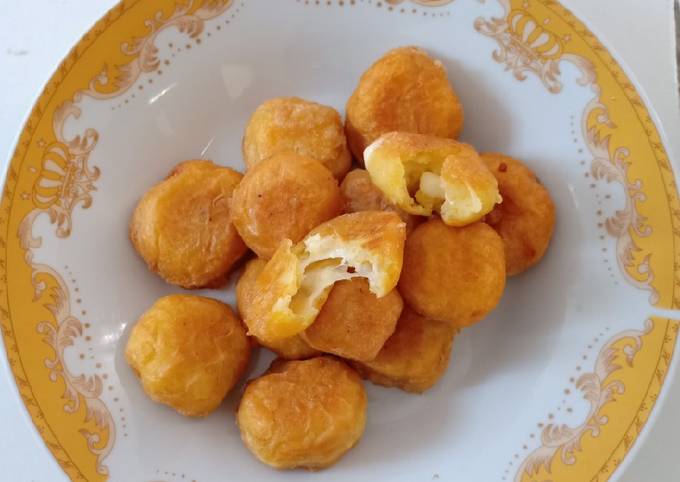 Resep Perkedel kentang mozarella oleh Riska Meylia Arfiyana - Cookpad