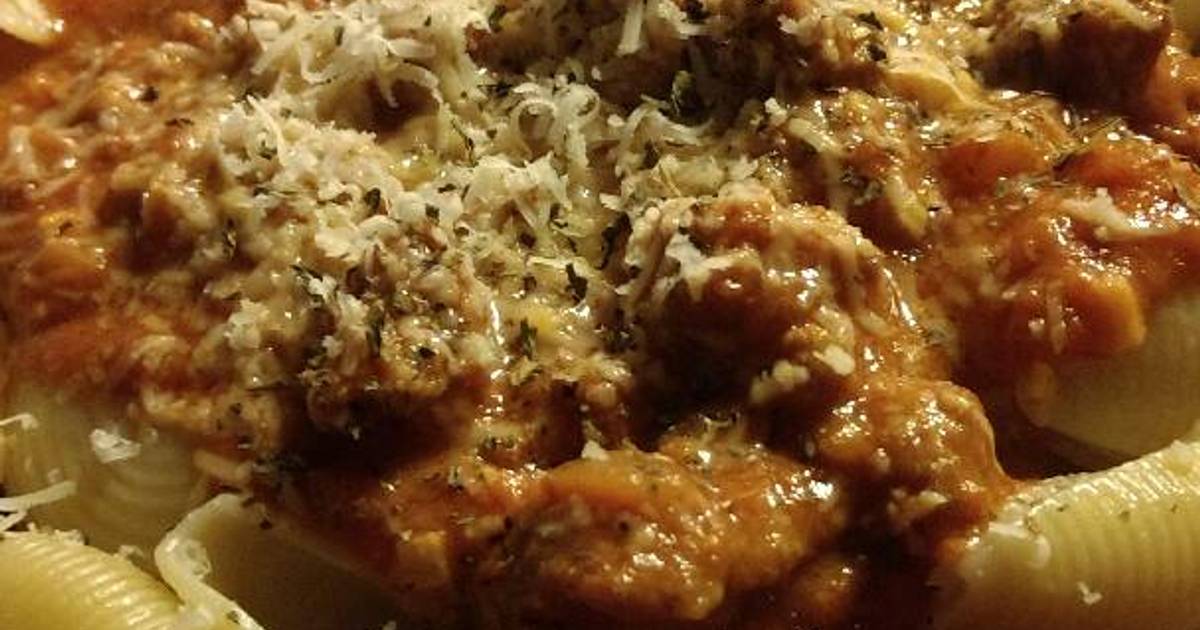 Italian sausage shells in spicy marinara cream sauce Recipe by Scain ...