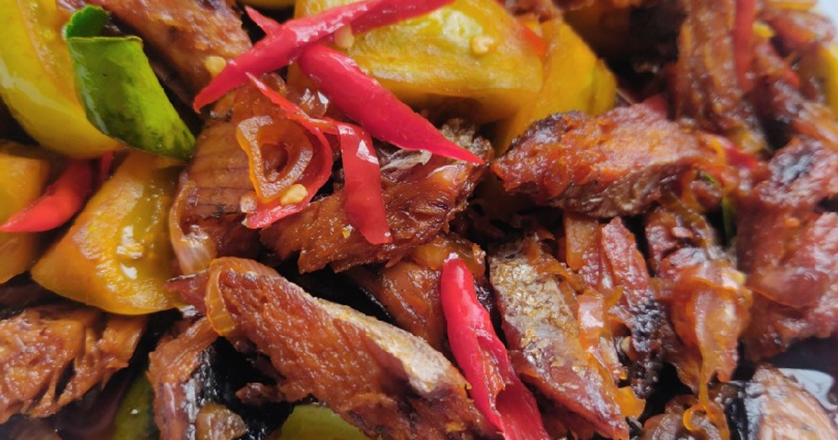 Resep Oseng Pindang Cabe Merah oleh Renny Tanuwijaya - Cookpad