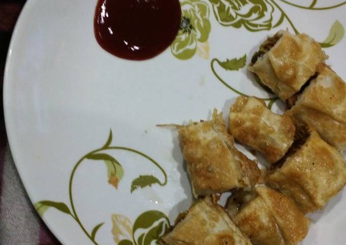 Veg roll Recipe by Bhavna Rahul Gupta - Cookpad