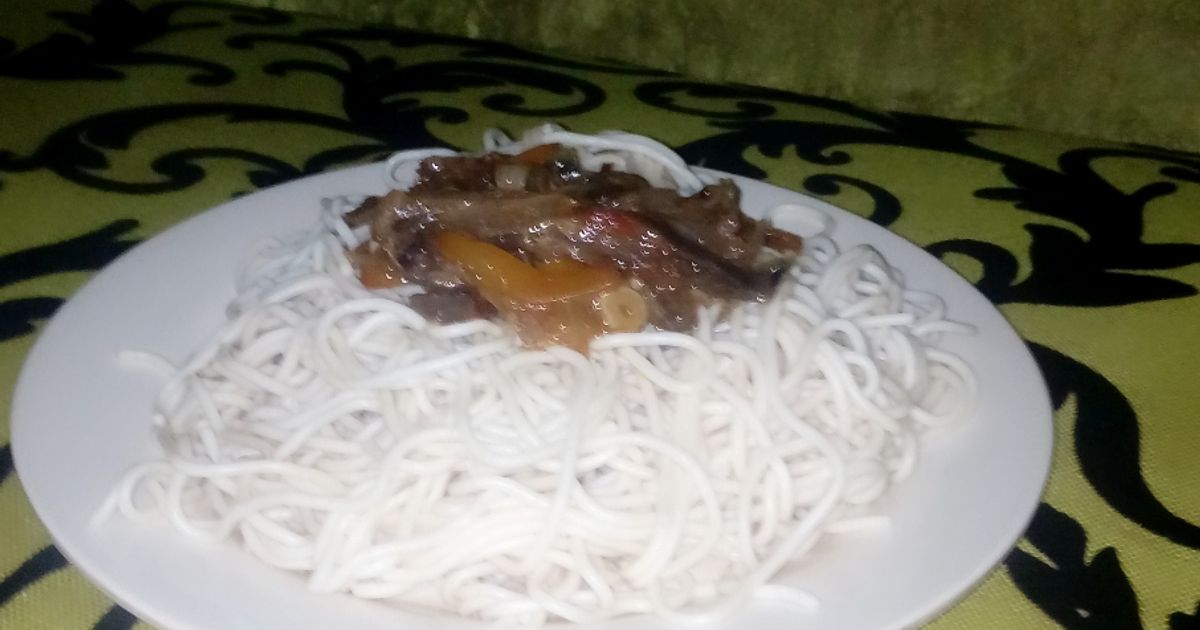 Taliya Da Miyar Albasa Da Tumatir Recipe by rukayya habib - Cookpad