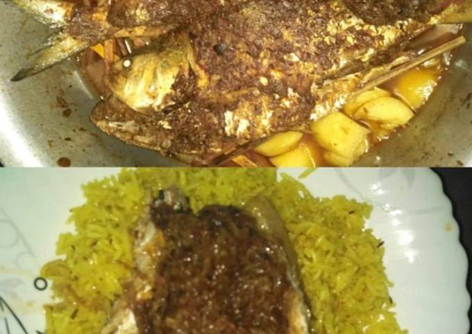 Palla (fish)steamed curry with yellow rice Recipe by Fatima Mehmood ...