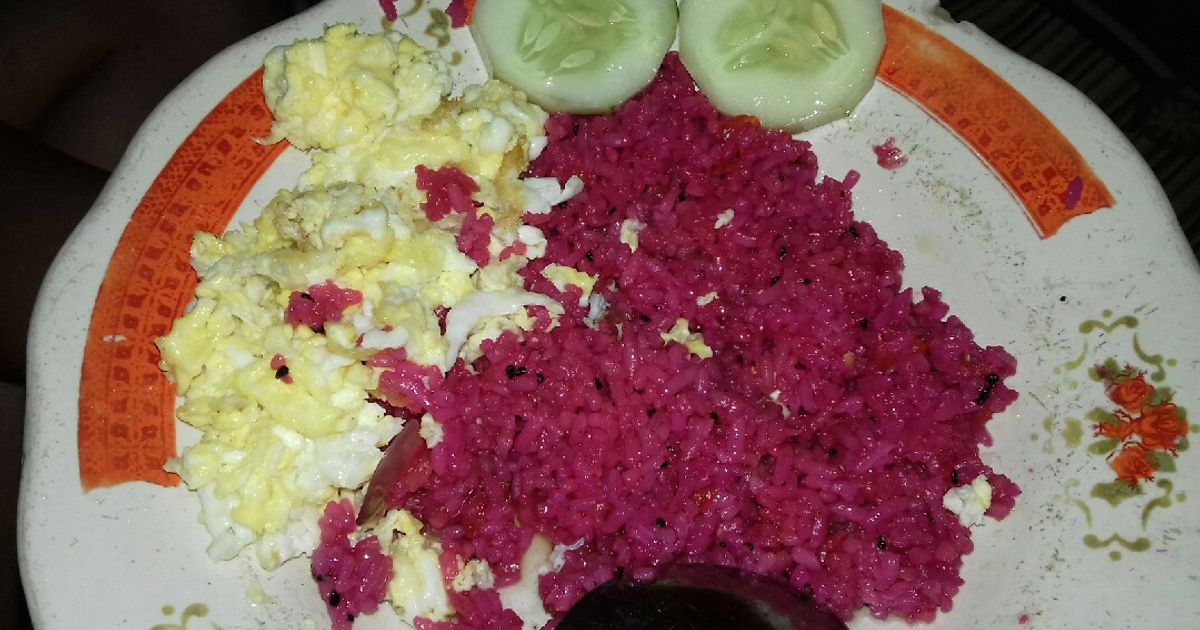 Resep Nasgor Buah Naga Simpel Non Msg oleh astutik - Cookpad
