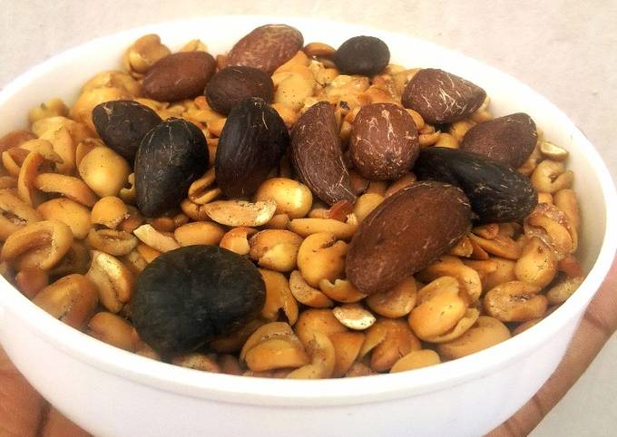 Aki na Ukwa(Palm Kernel Nut and Toasted African Bread Fruit) Recipe by ...