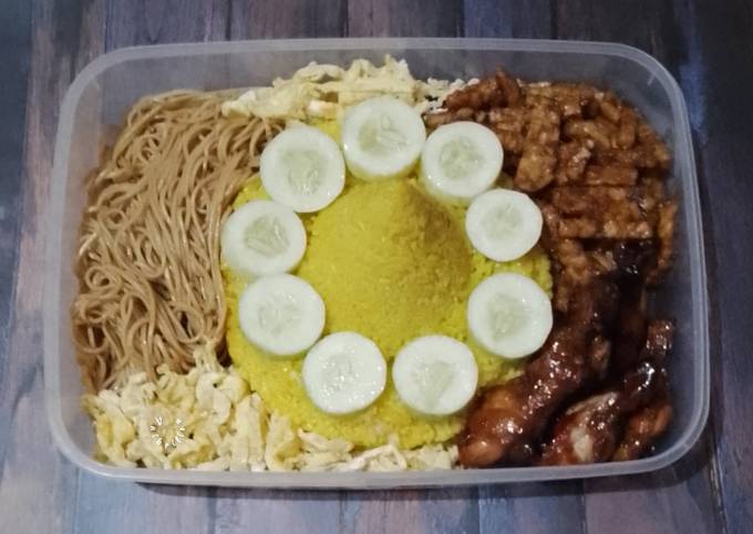 Resep Nasi Tumpeng mini oleh Ani Brilian - Cookpad