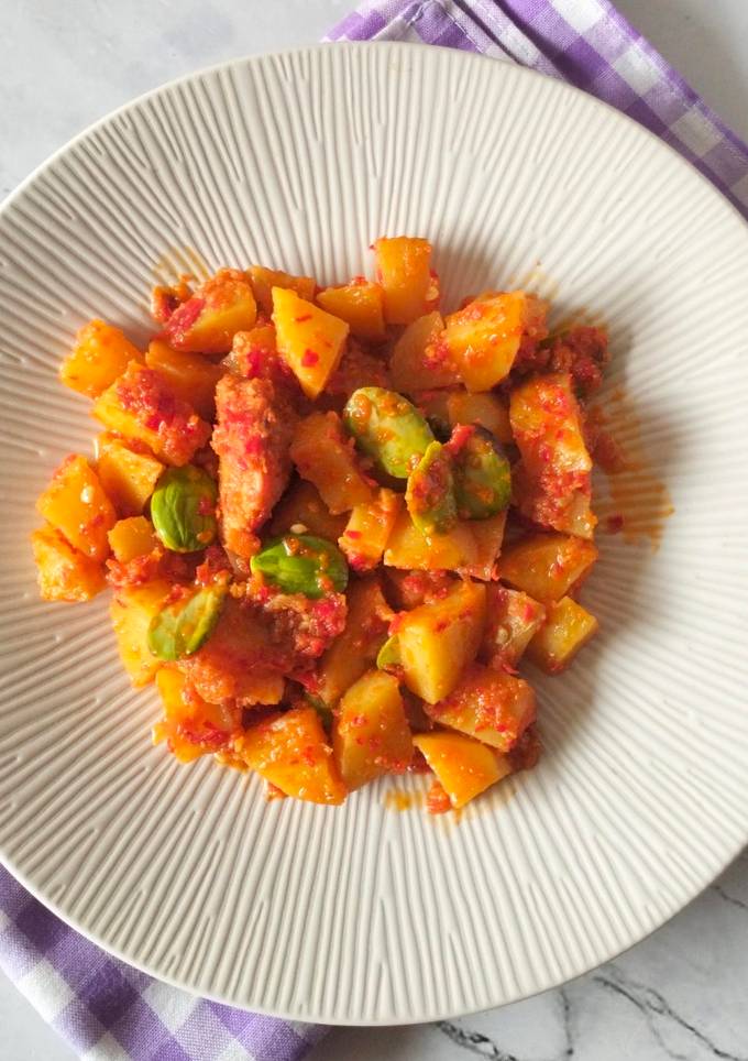 Resep Sambal goreng Kentang Pete oleh RatihAng - Cookpad