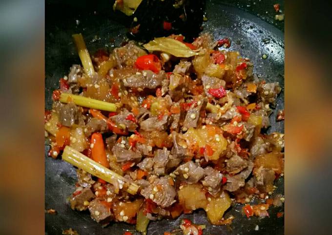 Resep Daging mercon🍛 oleh Lisna Aulia Wati - Cookpad