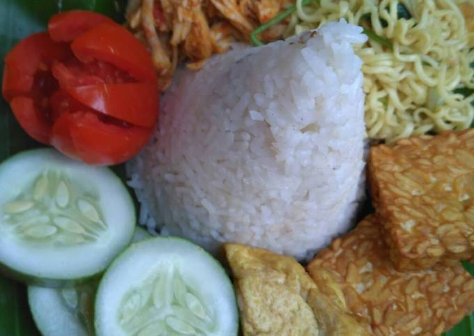 Resep Nasi Uduk Rice Cooker oleh Phien Kitchen - Cookpad