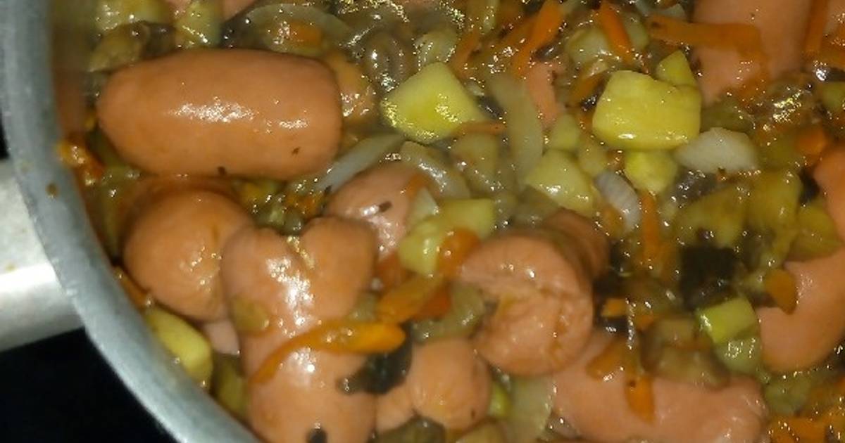 Salchi verduras salteadas 😜(un invento) Receta de Tere Benyi- Cookpad