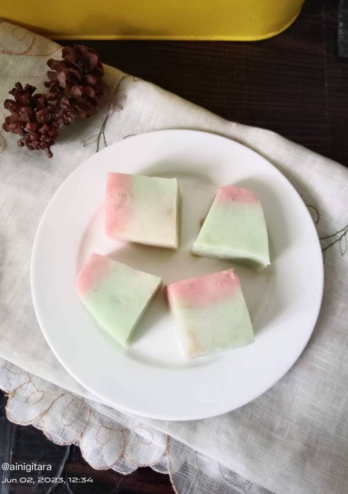Resep Puding (Kulit) Roti Tawar Keju Gradasi oleh Aini mama 2N 2R - Cookpad