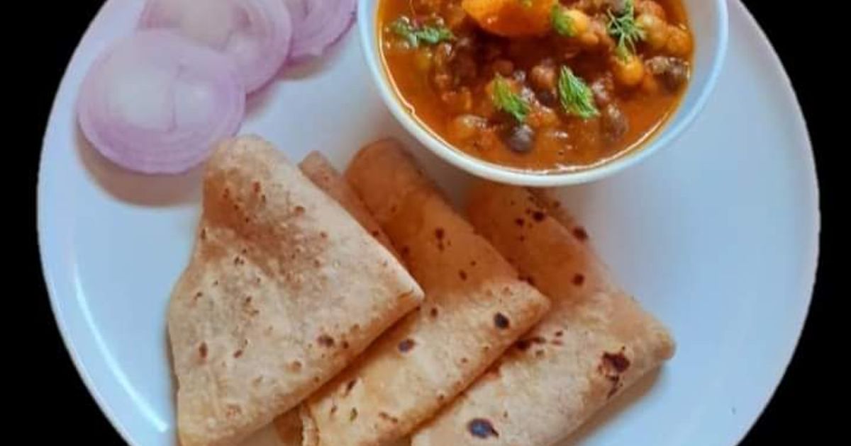 Mix Vatana Chana Sabzi Recipe by Vedangi Kokate - Cookpad