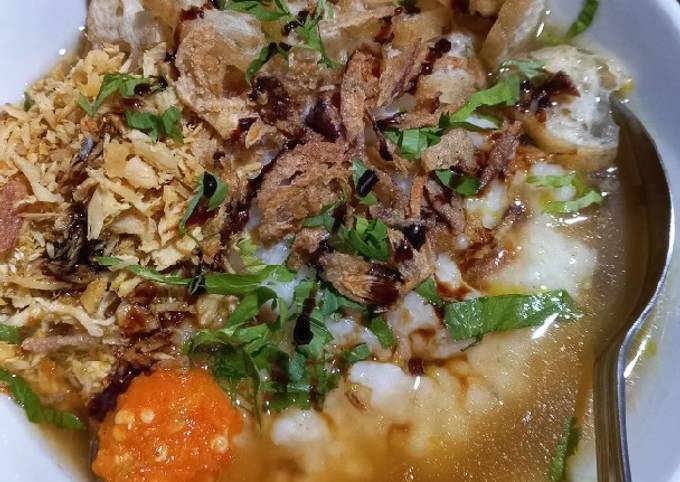 Resep Bubur ayam kuah kuning oleh Sina Ayuningtyas - Cookpad