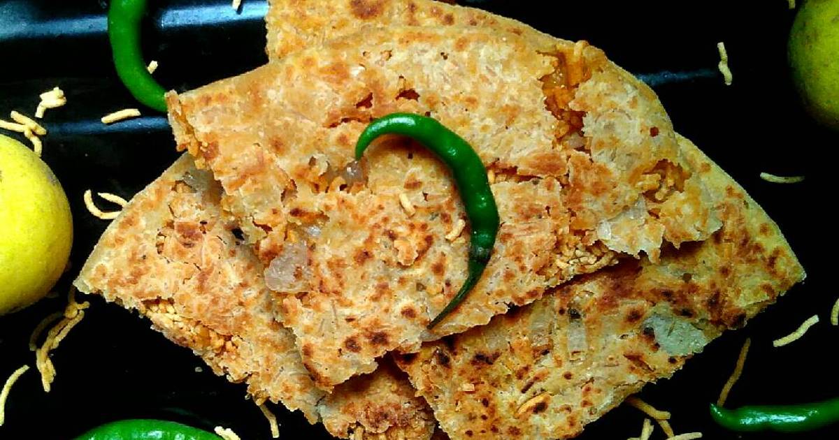 Indori Sev Paratha Bites Recipe by Keep Peace - Cookpad