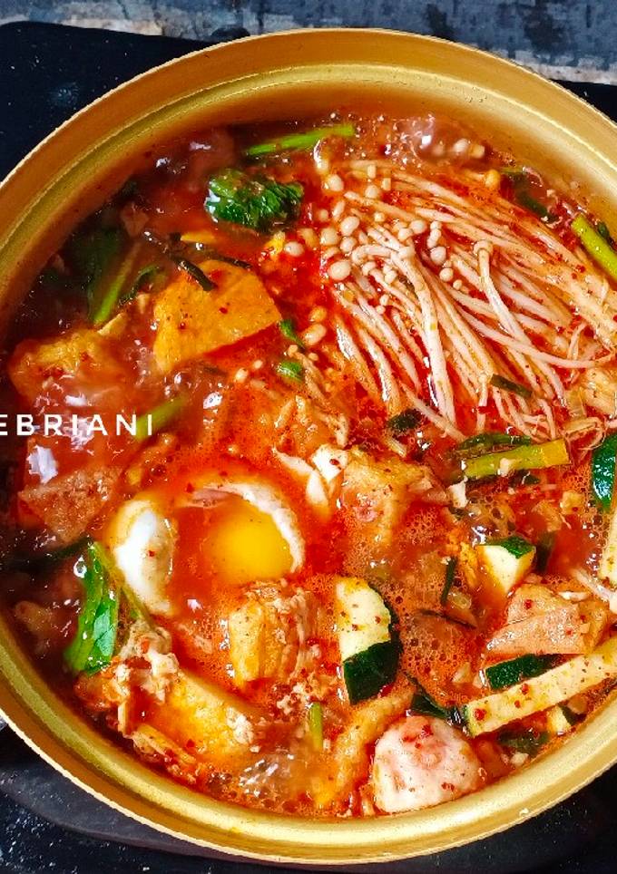 Resep Sundubu Jjigae / Korean Tofu Stew With Enoki oleh Widiya Febriani ...