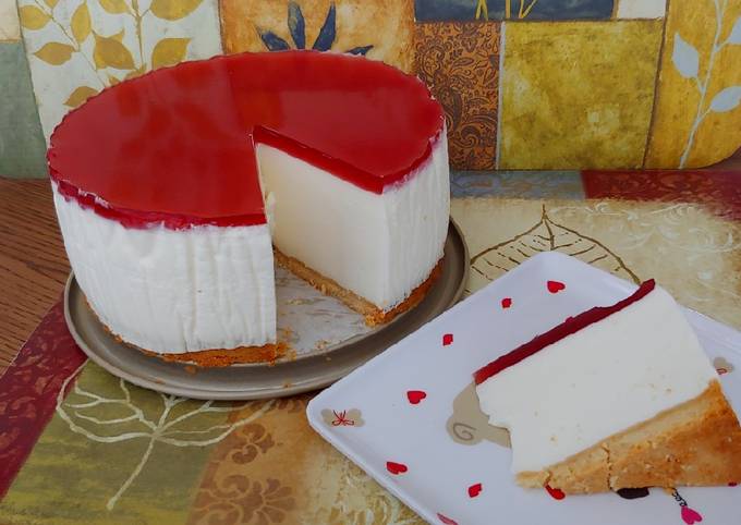 Resep Yakult Mousse Cake with Cherry Jelly Topping oleh Cisade - Cookpad