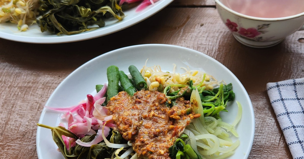 Resep Pecel Jateng Dengan Kecombrang oleh Elma Emilia - Cookpad