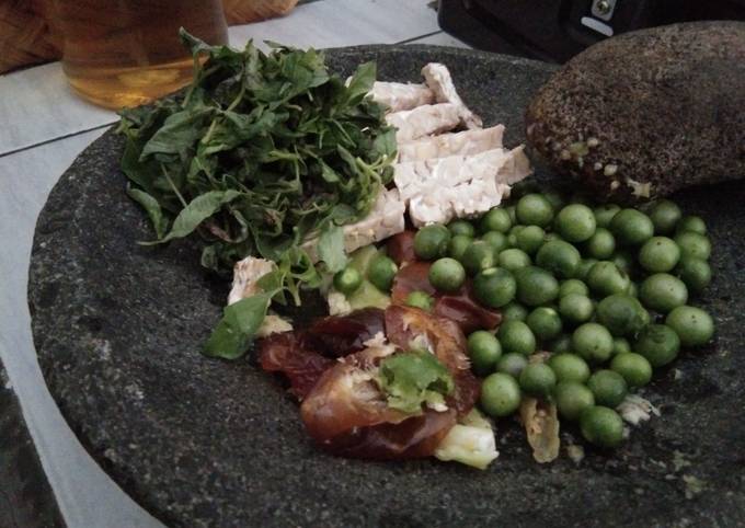 Resep Pencok leunca tempe kurma oleh UmmuHa-Sa - Cookpad